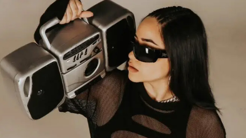 Ness B se destaca con el tema “Mean Girl” - Socialite360