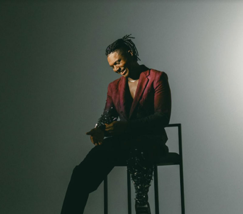 Venesti celebra sus primeras nominaciones a Premios Billboard de la ...