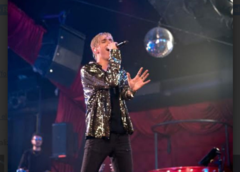 Ryan Cox lanzó “Amén al rock: Coxsession I” - Socialite360